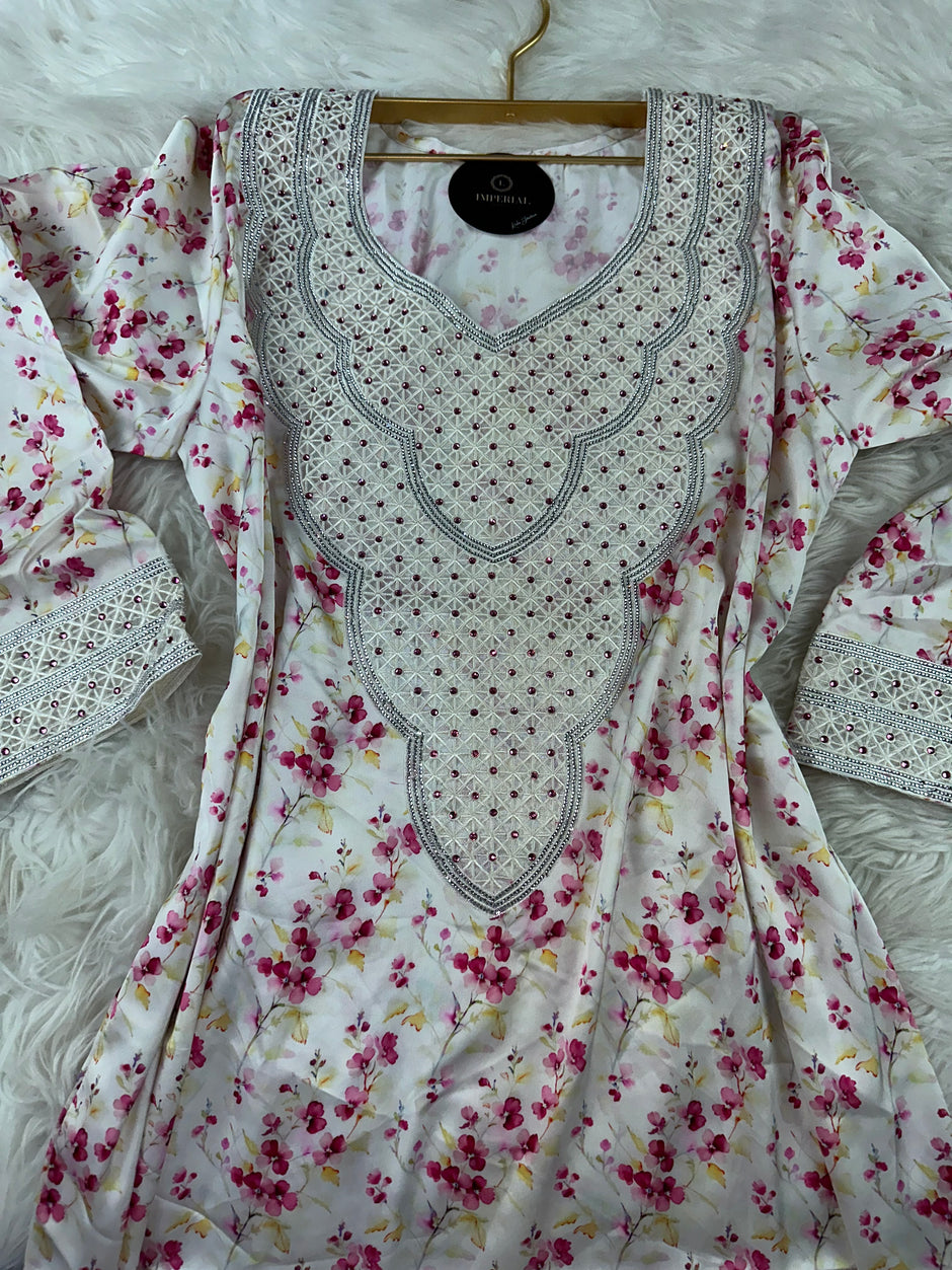 Discover our exquisite collection of handcrafted Mukhawar, designed for ...