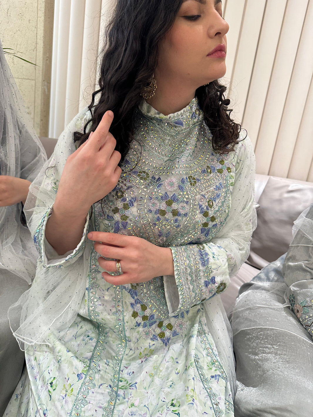 Discover our exquisite collection of handcrafted Mukhawar, designed for ...