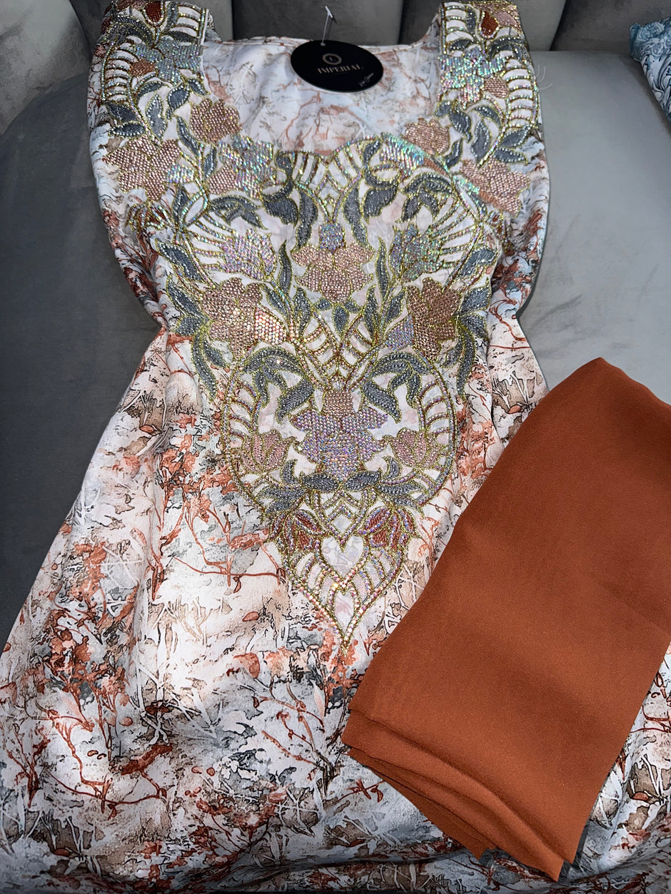 Discover our exquisite collection of handcrafted Mukhawar, designed for ...