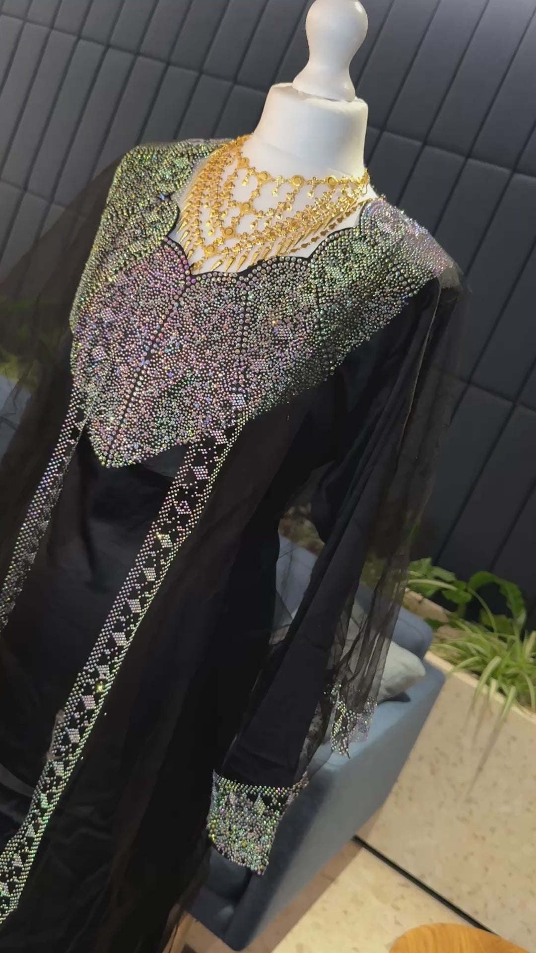 Discover our exquisite collection of handcrafted Mukhawar, designed for ...